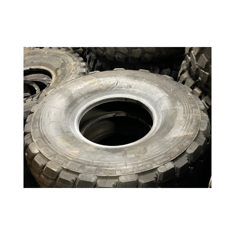 PNEUMATIQUE 14.00R20 XS RADIAL MICHELIN QUASI NEUF